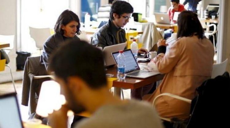 UAE Freelancers Call for Stricter Self-Employment Visa Reviews and ...